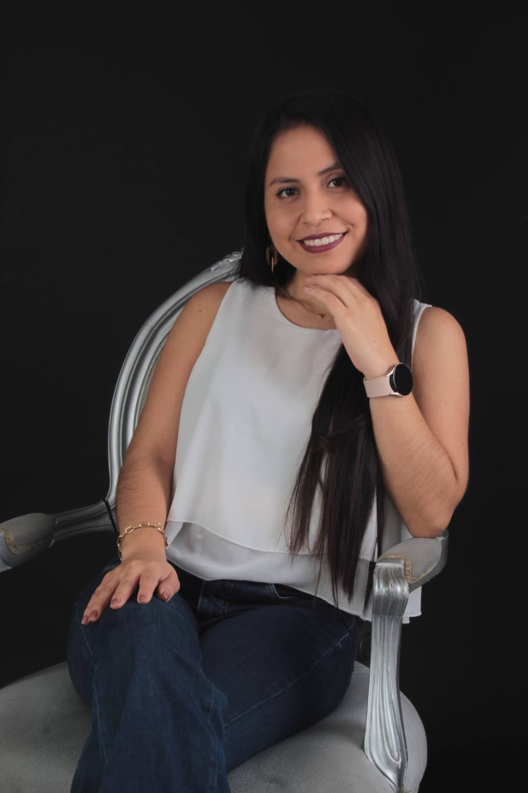 Financial Data Expert | Andrea Becerra